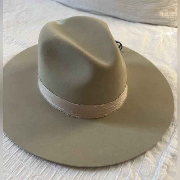Stetson | Accessories | Stetson Tracey Silverbelly Size 7 4 | Poshmark